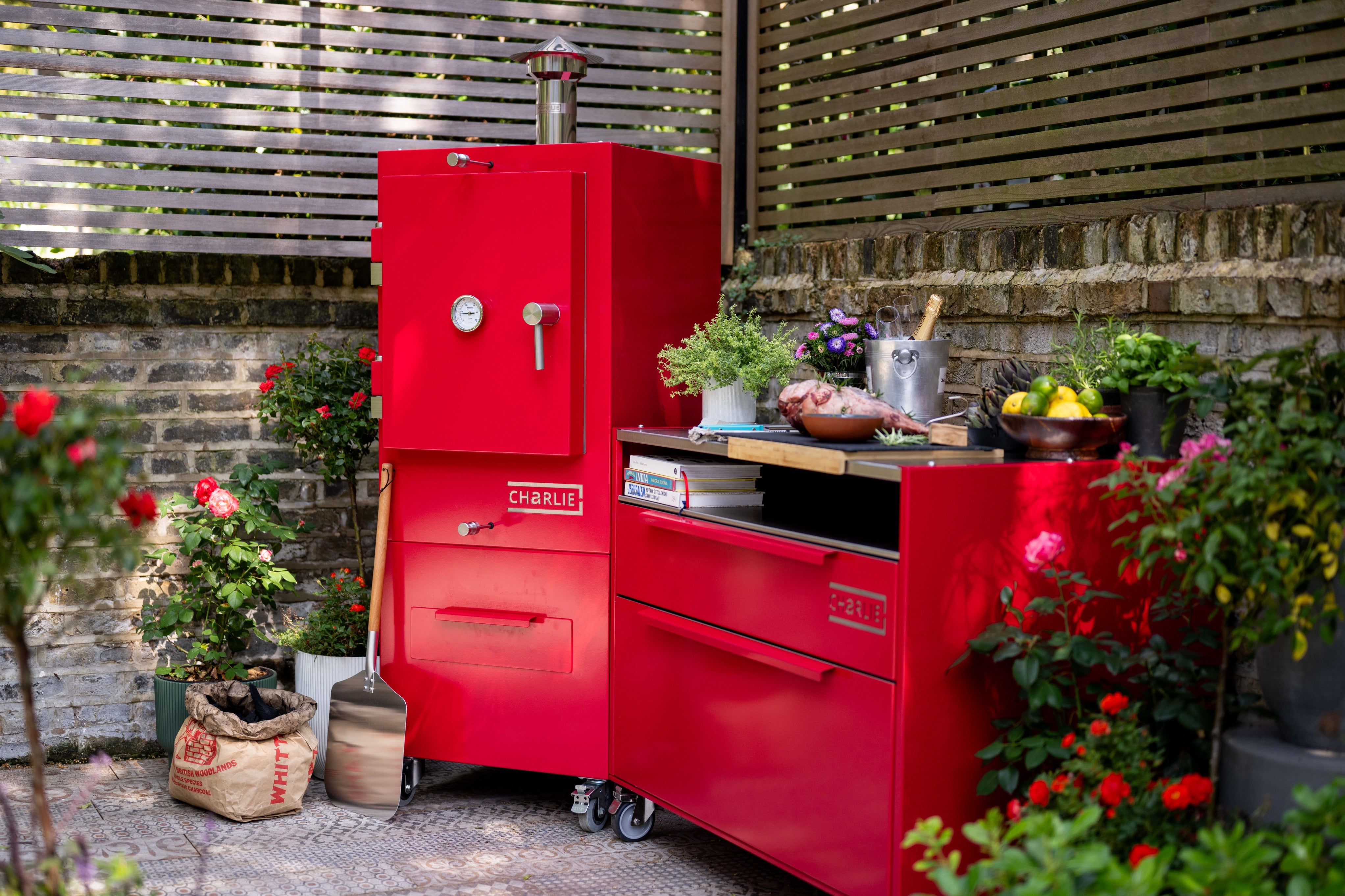 Outdoor Kitchen Cabinets - Charlie Oven