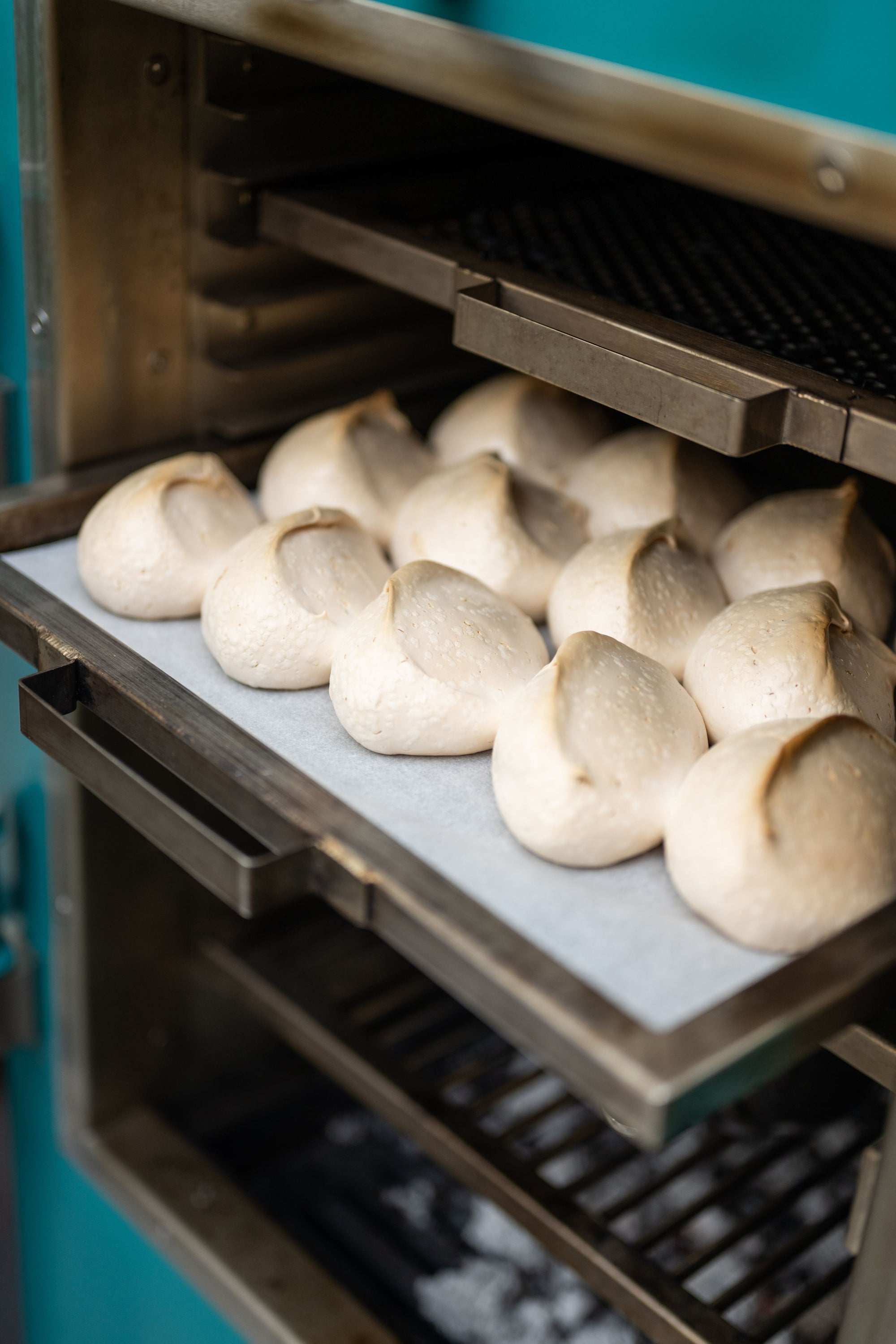 Charlie Oven | All-in-One Charcoal BBQ, Smoker & Pizza Oven