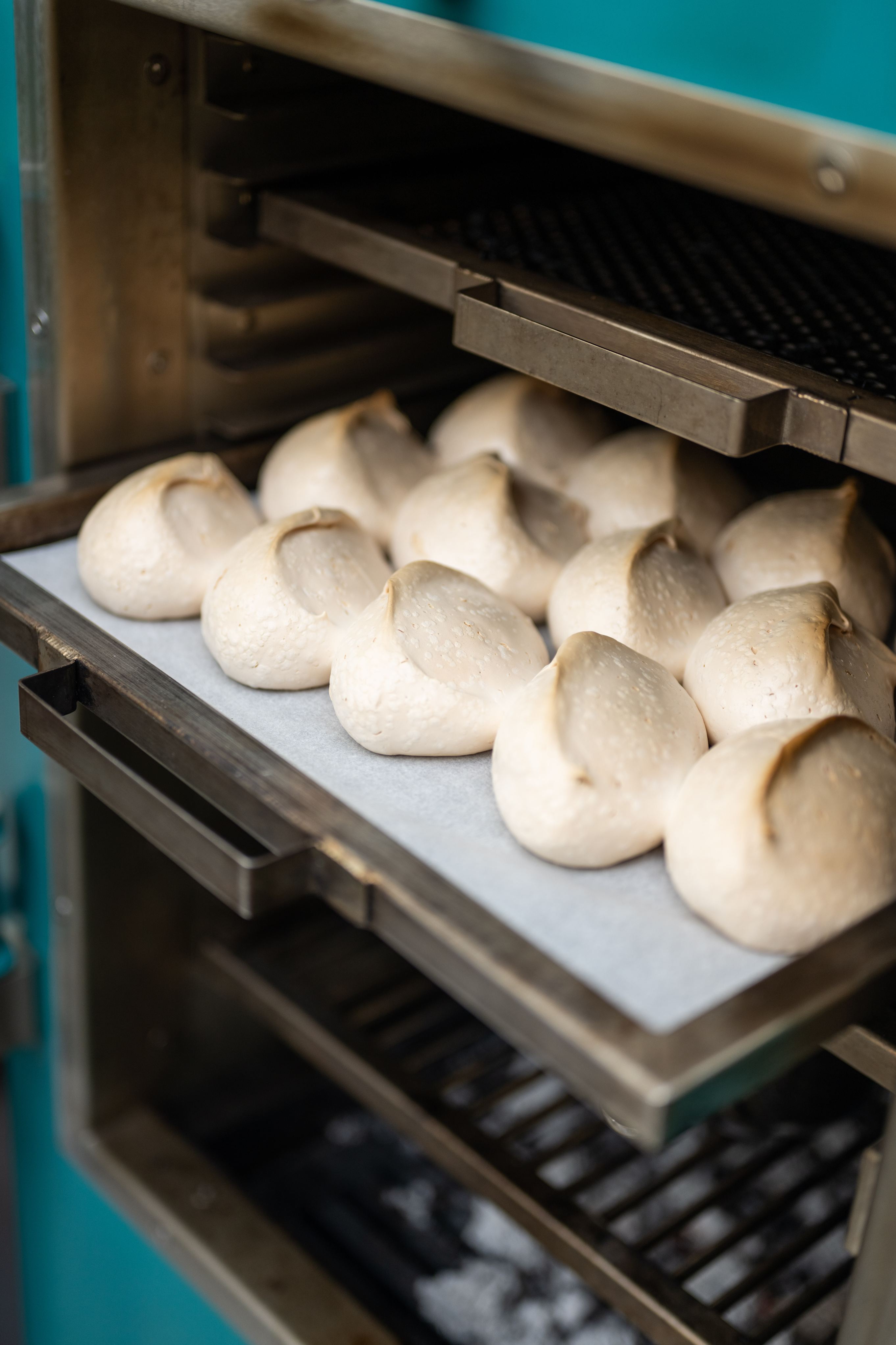 Charlie Oven | All-in-One Charcoal BBQ, Smoker & Pizza Oven